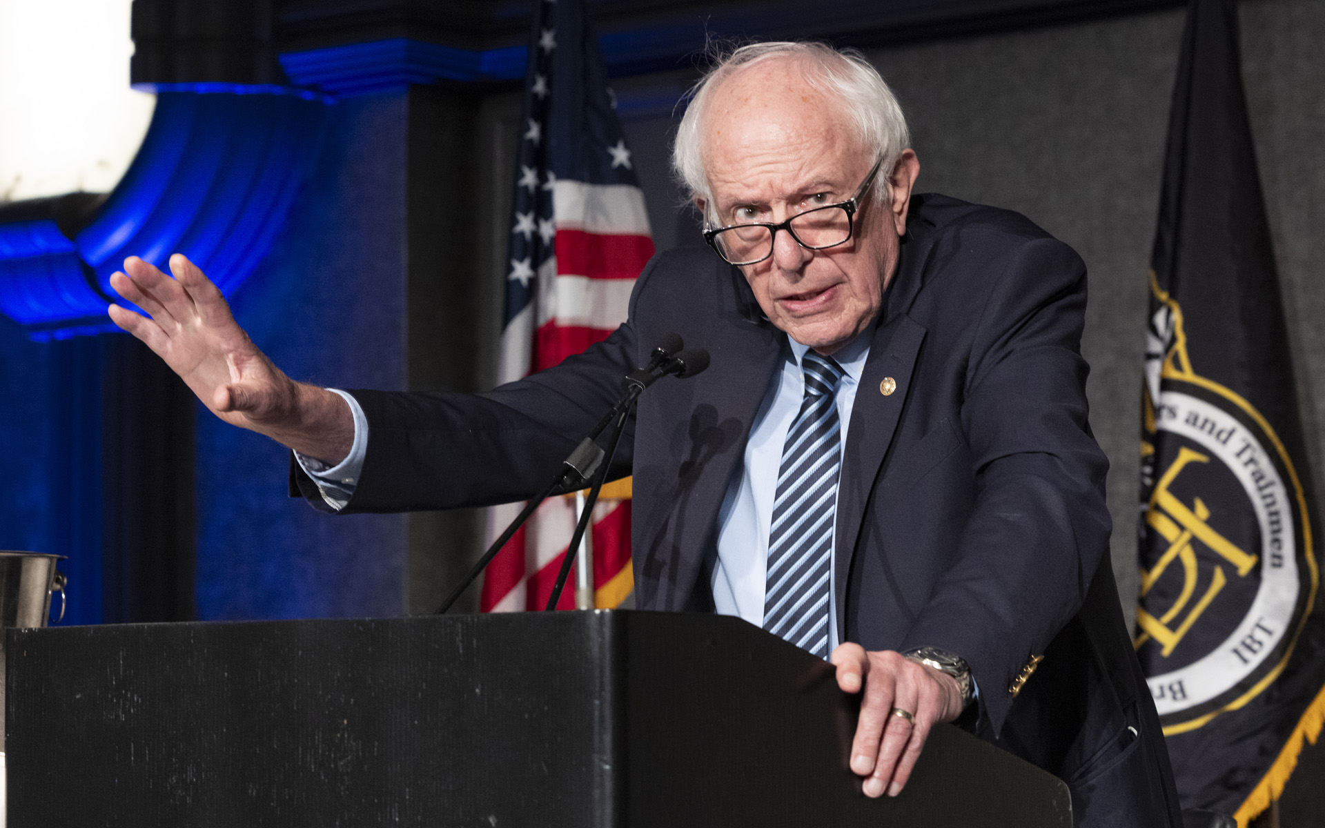 Bernie Sanders condemns railroad corporate greed in speech to BLET ...